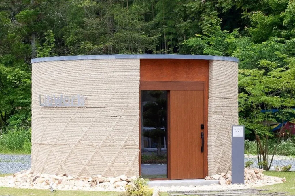 Lib Work 3Dプリンター土壁ハウスが法適合した住宅として認定 | SUGITEC｜建設業界の最新技術紹介